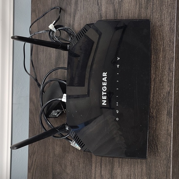 Linksys | Networking | Netgear Black Wireless Router | Poshmark